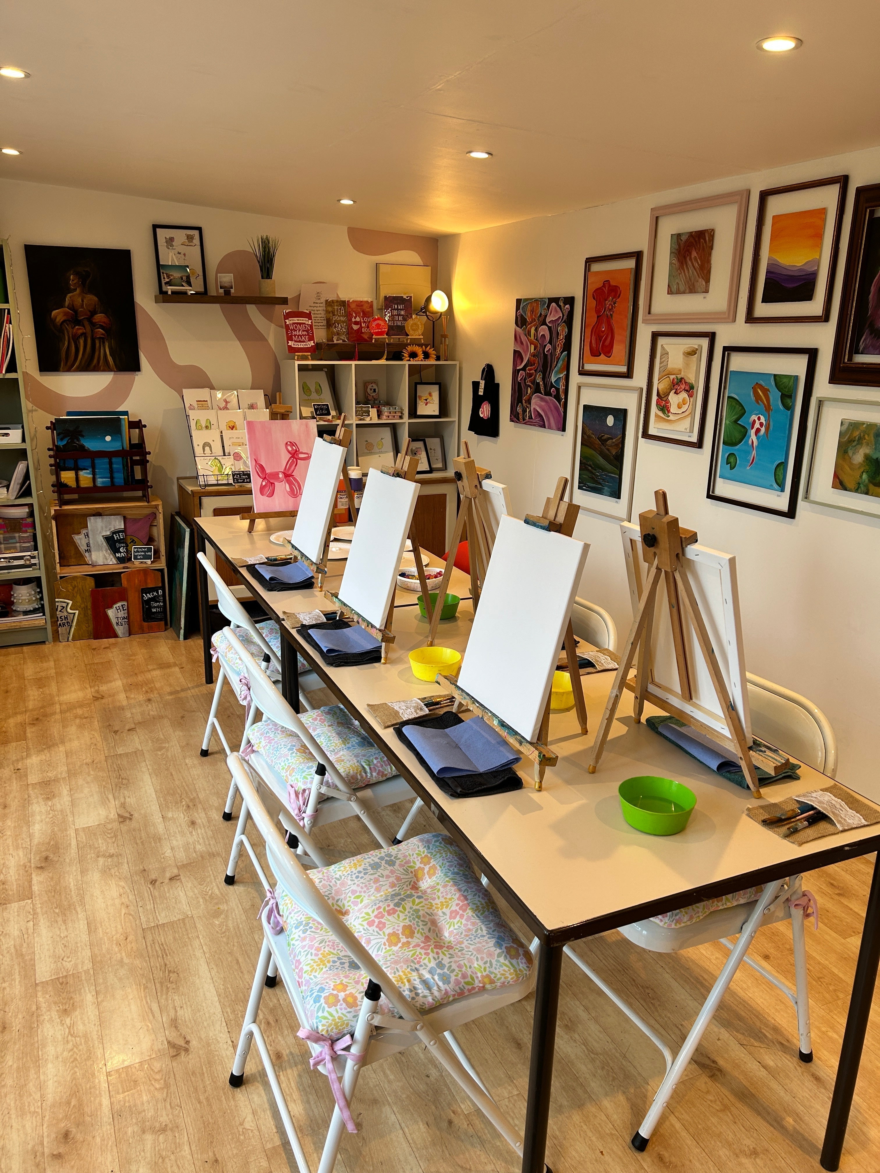 Paint and Sip Night Classes with Effy, Beginner Friendly – Effy the artist